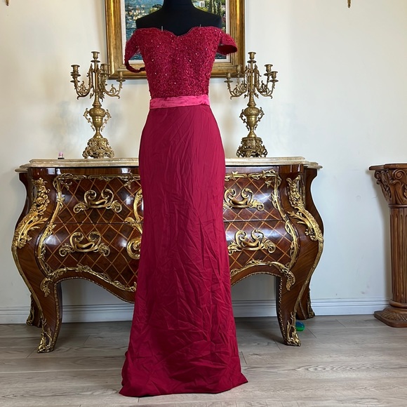 Meier Collection | Dresses | Sweetheart Embroidery Rhinestone Bodice ...